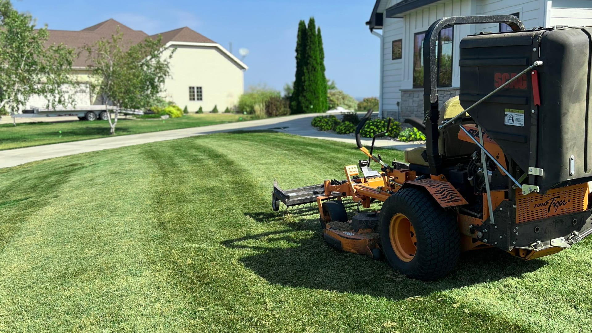 Lawn Thatching Services | Kampmeier Lawncare | Madison Area